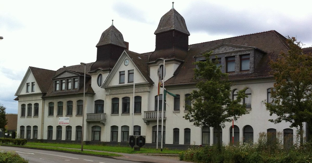 Einwohnerversammlung zum Thema „Nutzung des Areals rund um die ...